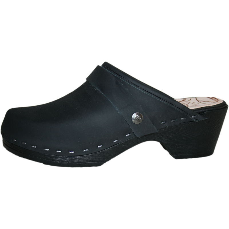 FLEX Solid Black Oil Tessa Clog in a pu sole made in Colorado – Tessa ...