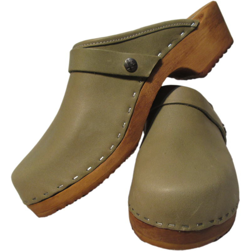 Traditional Heel Sage Green - Colorado clogs, made by a Swede – Tessa ...